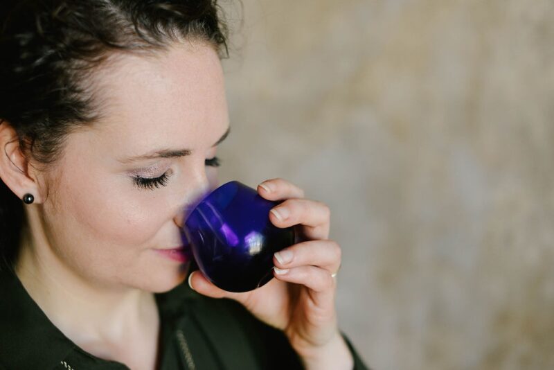 How to taste olive oil - The olive oil tasting glass - Olive Oil Critic